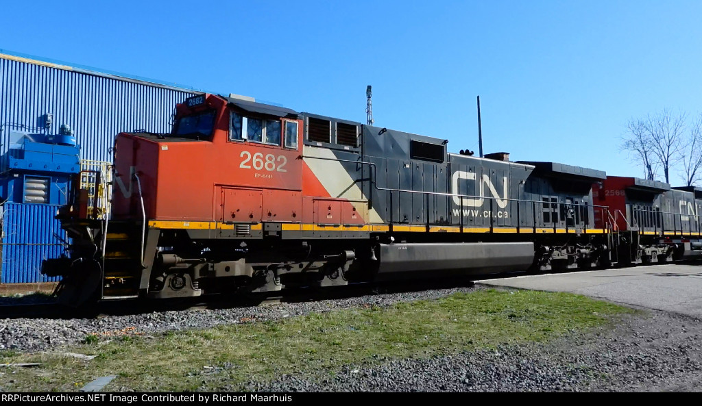 CN 2682